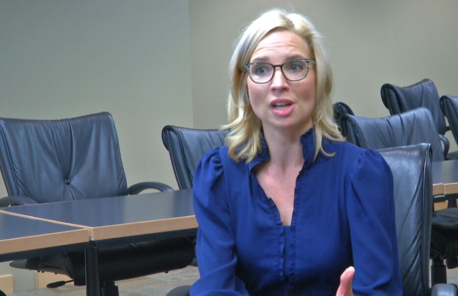 Rep. Ashley Hinson talks AmeriCorps cuts, and upcoming town hall