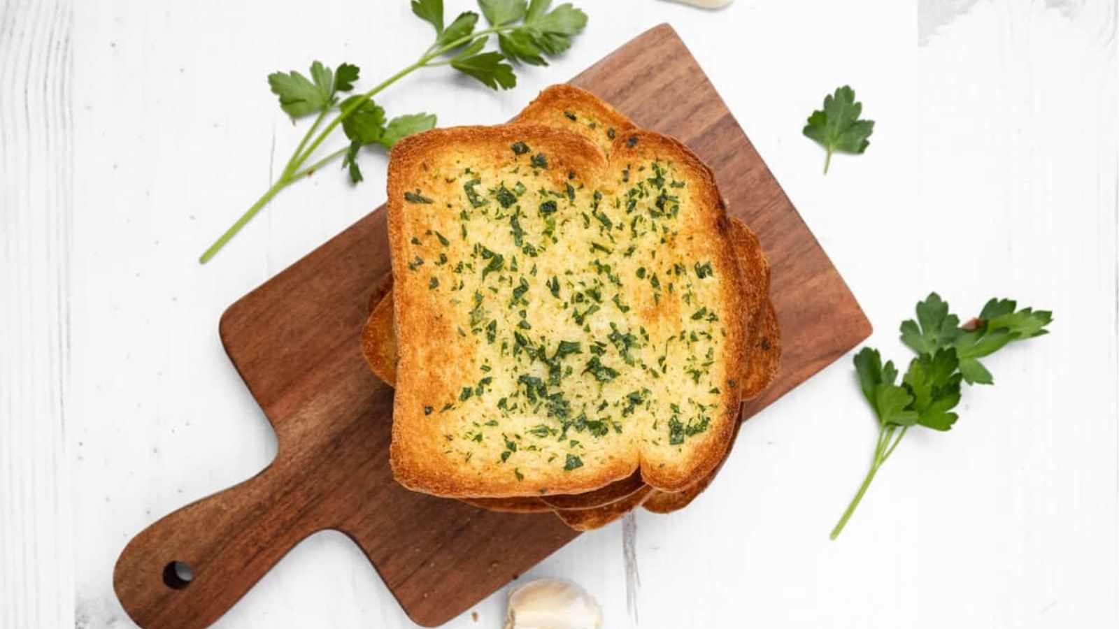 35 Budget-Focused Brunch Spreads That Feel Ultra Fancy