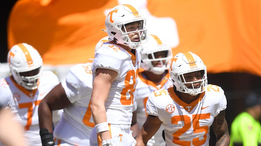 Tennessee Football Transfer Commits to North Carolina