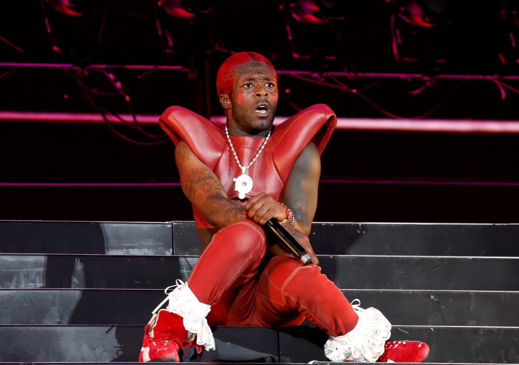 Rapper Lil Uzi Vert rushed to NYC hospital: report