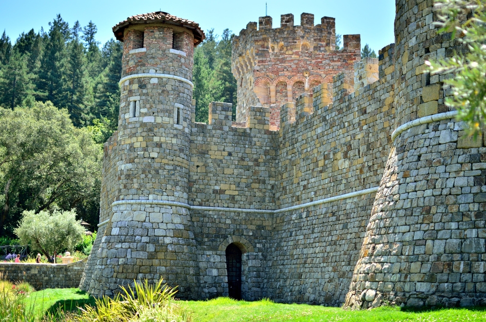 The Napa Valley Castle Where Italian Wines Meet Medieval Architecture ...