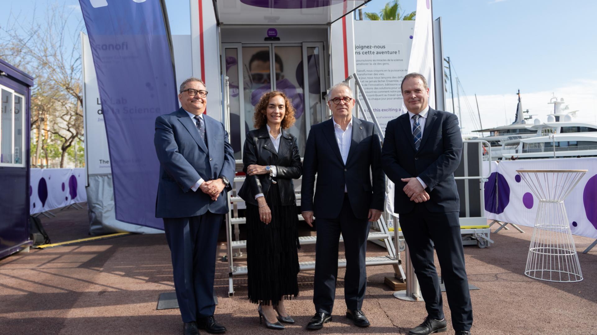 La farmacéutica Sanofi creará 300 puestos de trabajo en un nuevo 'hub' de Inteligencia ...