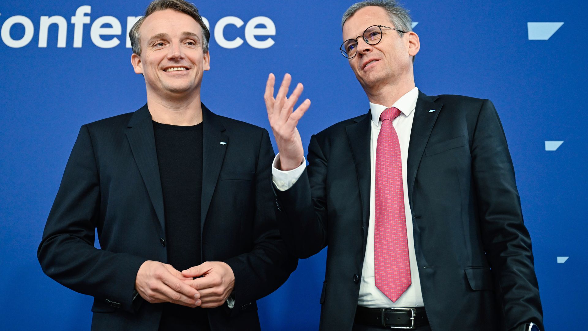 SAP: Christian Klein bleibt bis 2030 im Amt, Finanzchef Dominik Asam ...