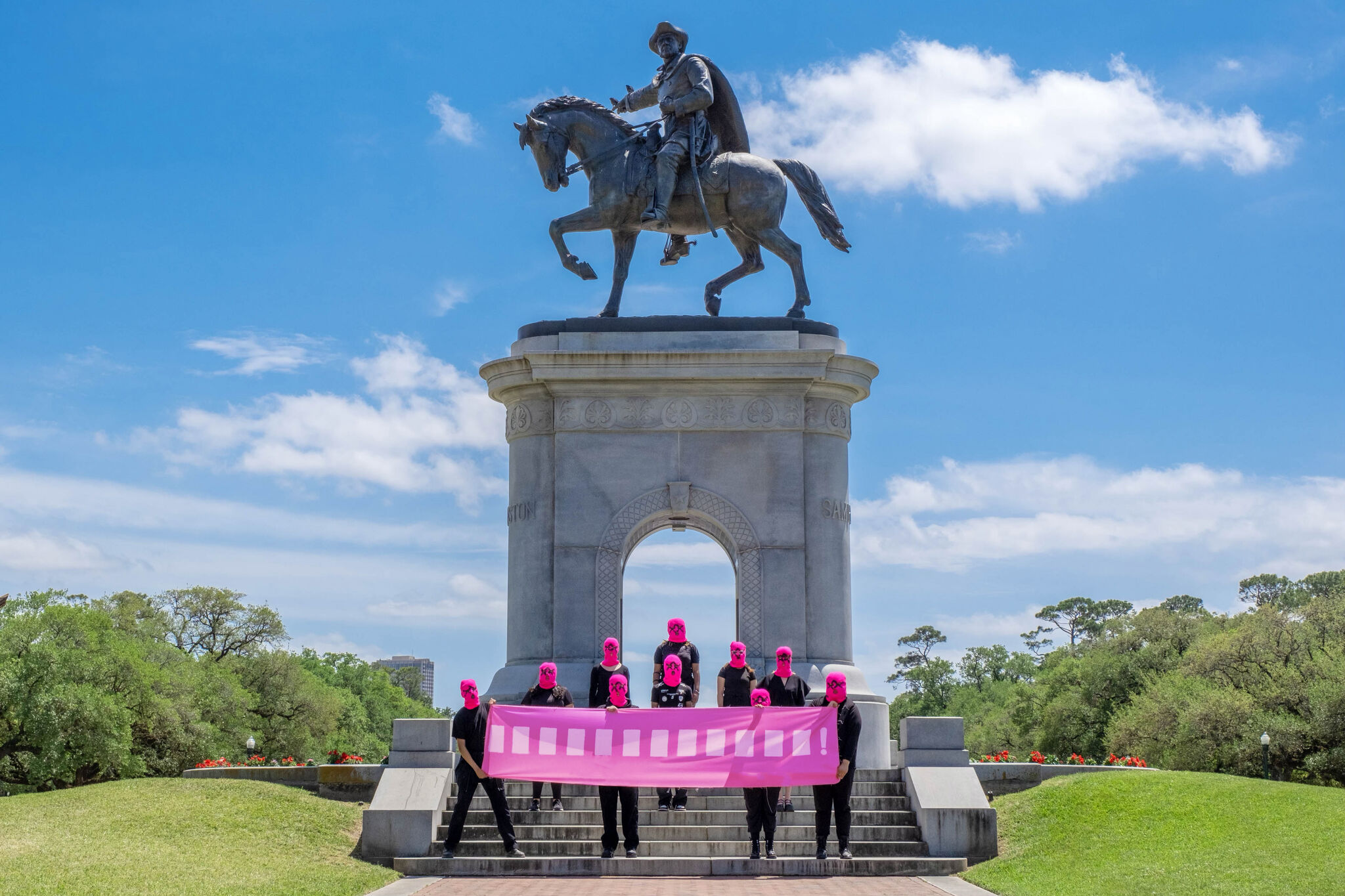Pussy Riot founder joined by UH students for 'public action' at Sam ...