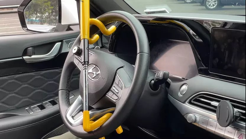 Bay Area sheriff’s office giving out free steering wheel locks to ...