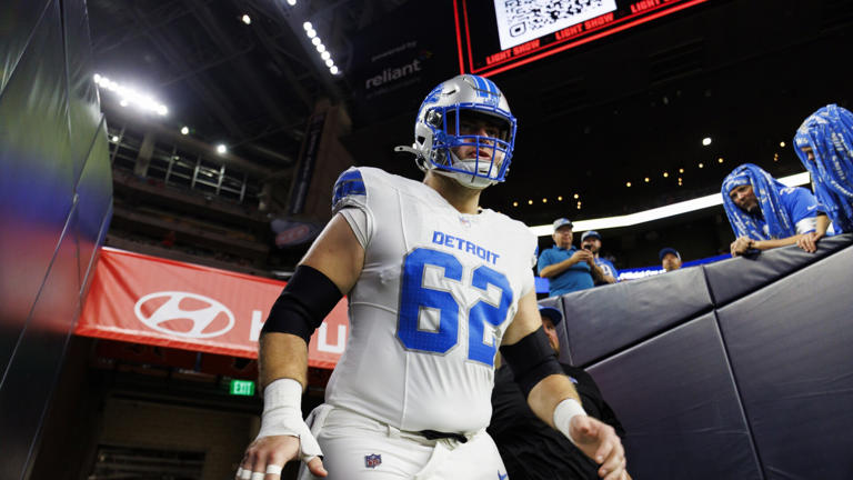 Lions re-sign OL Michael Niese