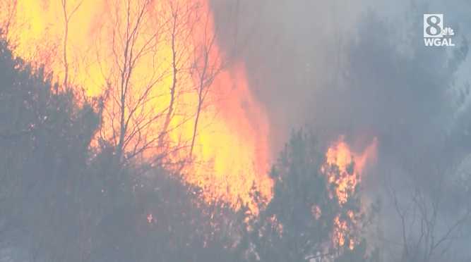 Brush fire burns for fourth day in Northeastern Pennsylvania