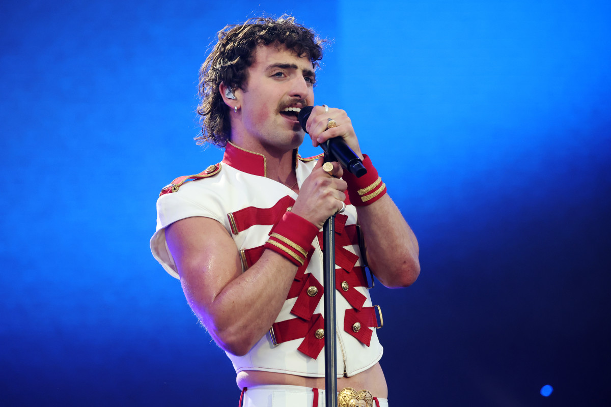 Benson Boone Sends Clear Message After Online Hate