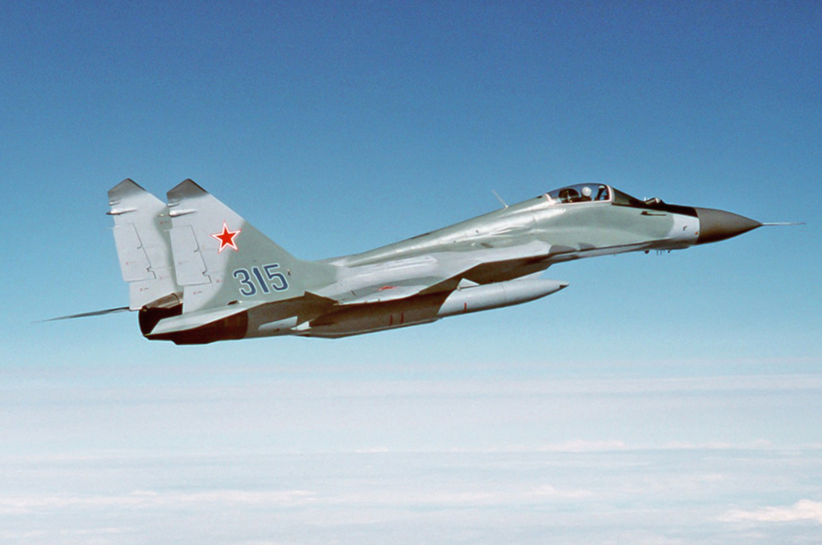 Top 10: Best Soviet Warplanes of the Cold War