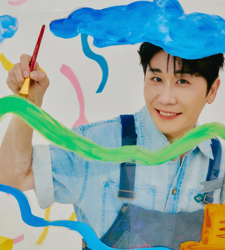 영탁, 첫 팬콘서트 ‘YOUNGONE’ 앞두고 청량 매력 담은 콘셉트 포토 공개