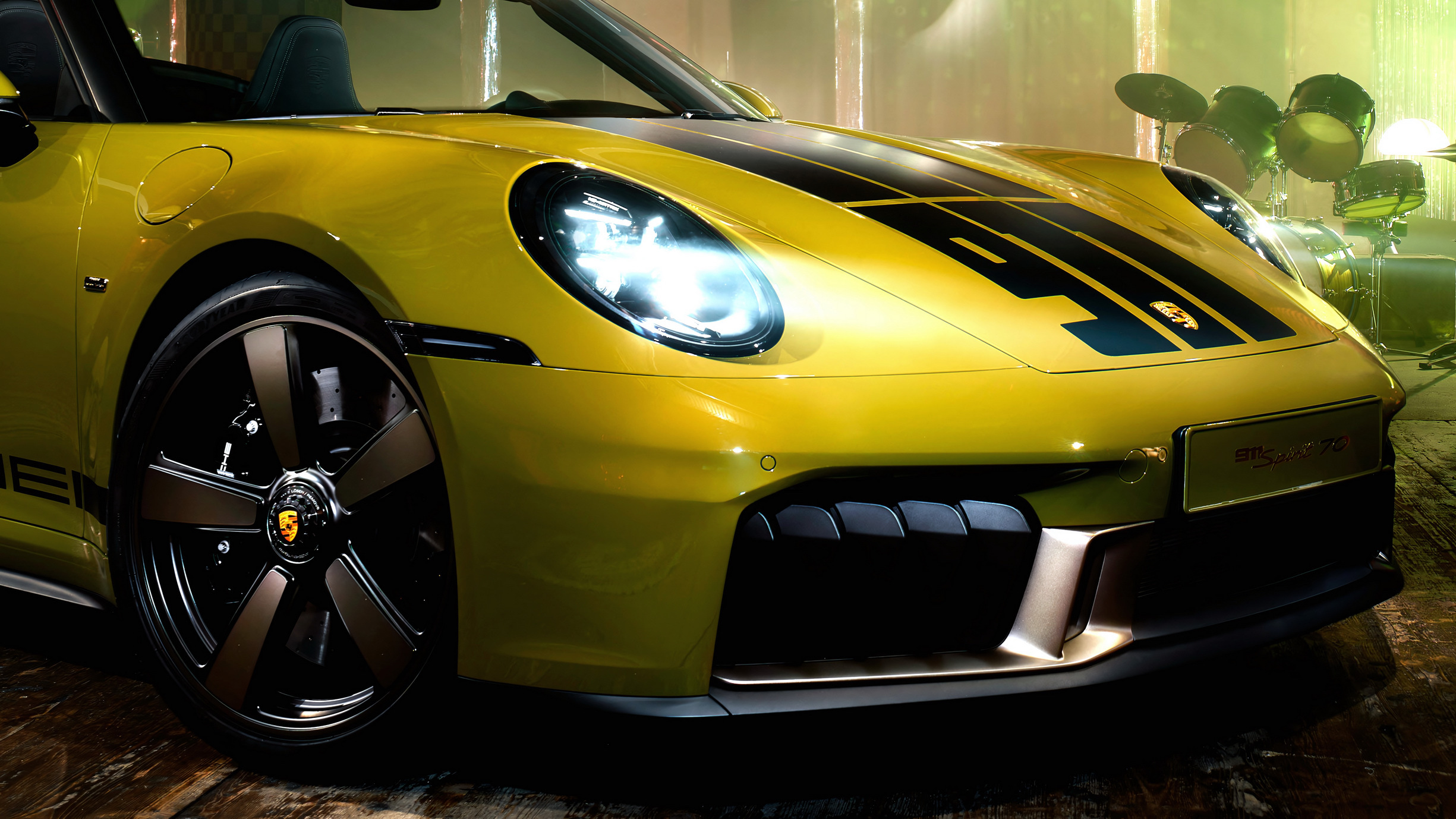 Porsche’s New Heritage Edition Is A ’70s Disco Era Throwback