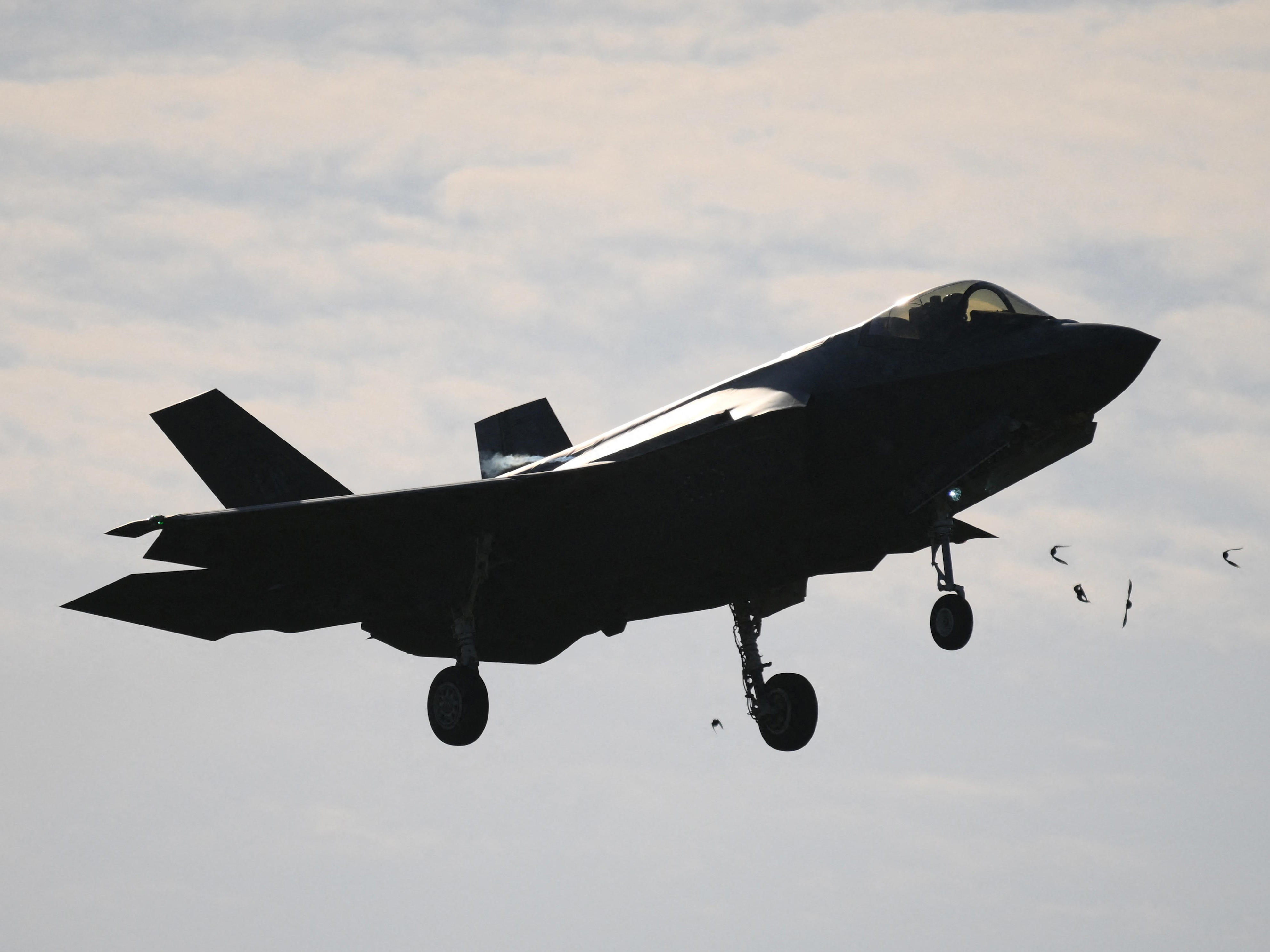 Lockheed Martin's CEO says he wants the F-35 to deliver 80% of the F-47 ...