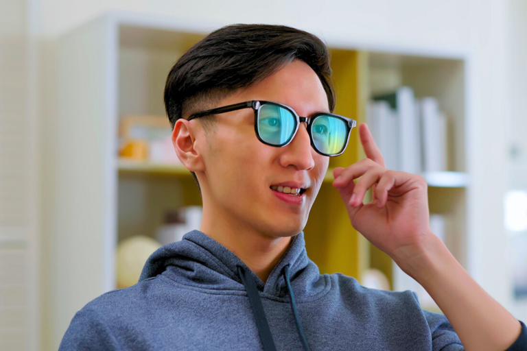 Google brings back smart glasses with a bold new futuristic design