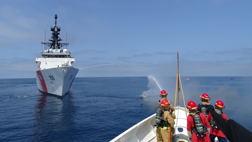 Coast Guard stops smuggling boat in North County, takes 19 migrants ...