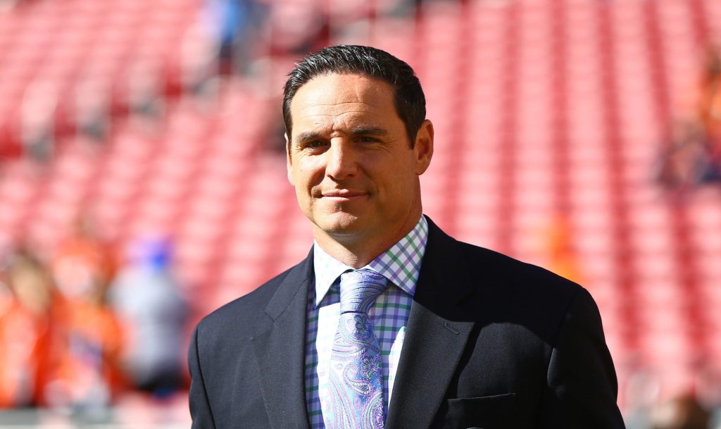 Longtime NFL kicker going into politics