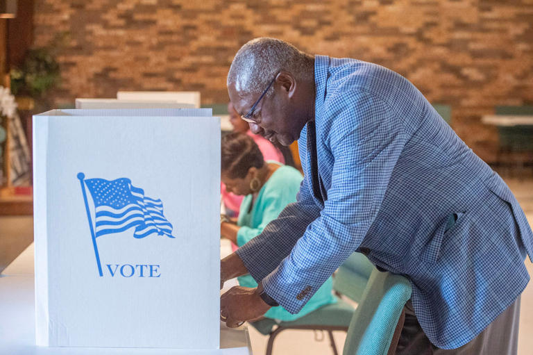 John Horhn defeats incumbent Chokwe Antar Lumumba in Jackson Democratic ...