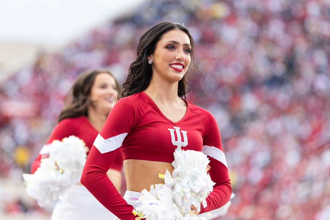 Standout College Cheerleader Photos For Every Team In The 2026 College