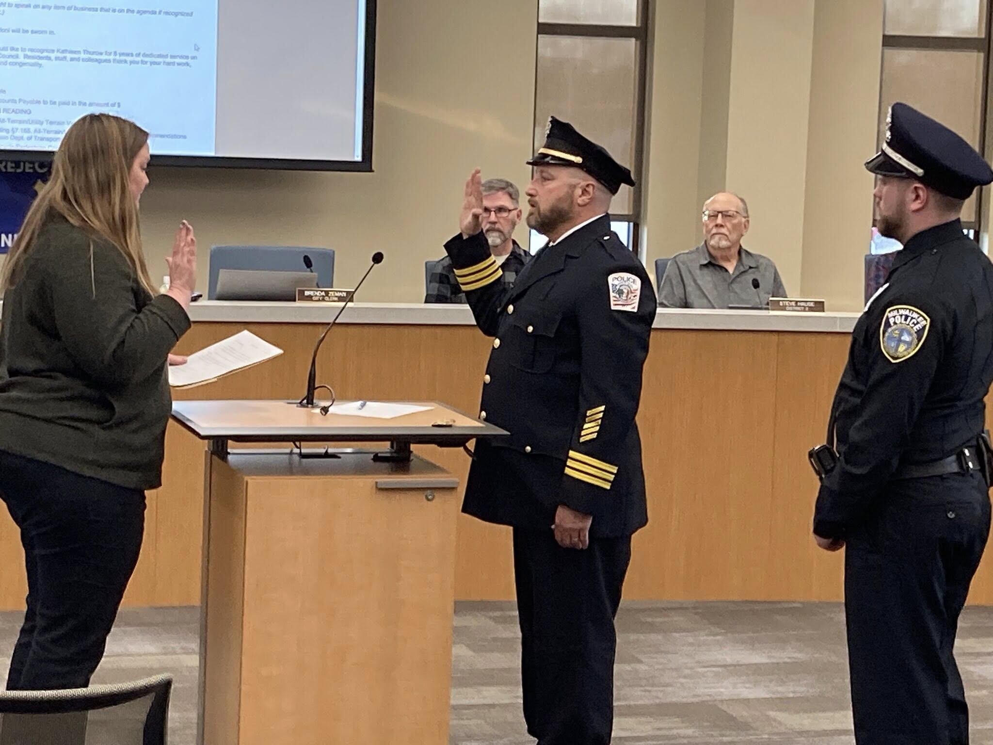 New chief of police sworn in for Baraboo Police Department