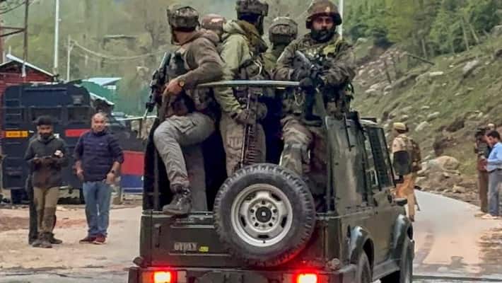 J-K: 2 terrorists killed in Baramulla, infiltration bid foiled a day ...
