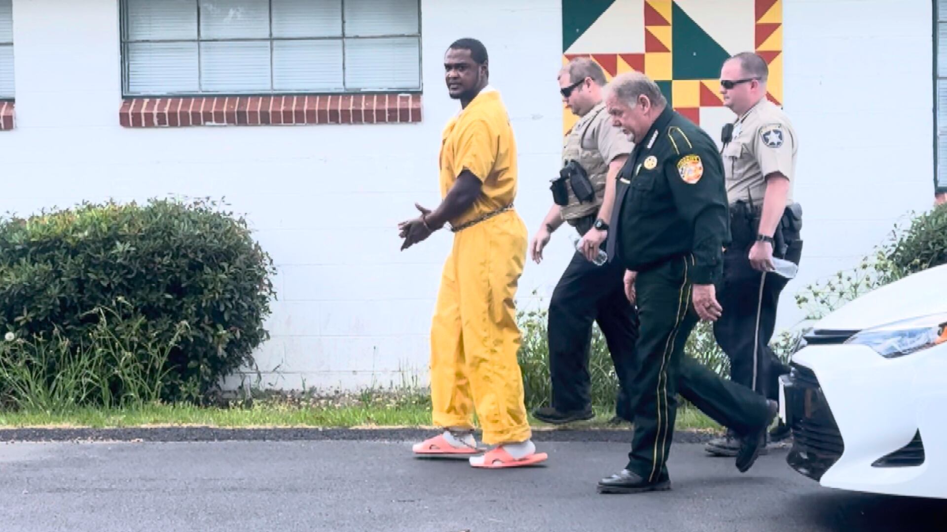 Cell phone photos, DNA led to murder charges for State Line triple ...