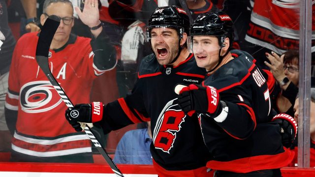 Lightning’s Cirelli exits Game 1 vs. Panthers