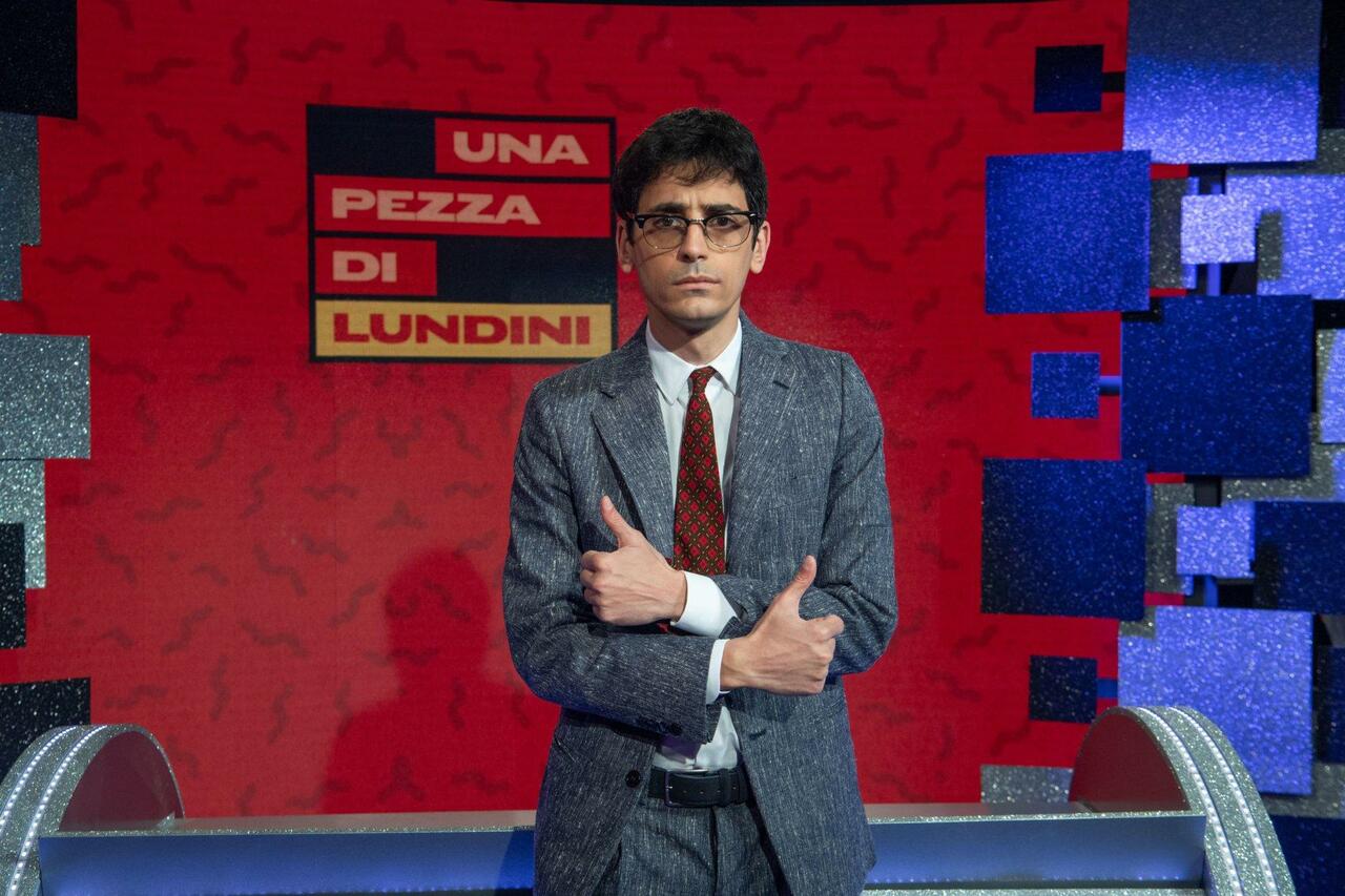 Valerio Lundini ospite da Caterina Balivo, le curiosità sul comico: età ...