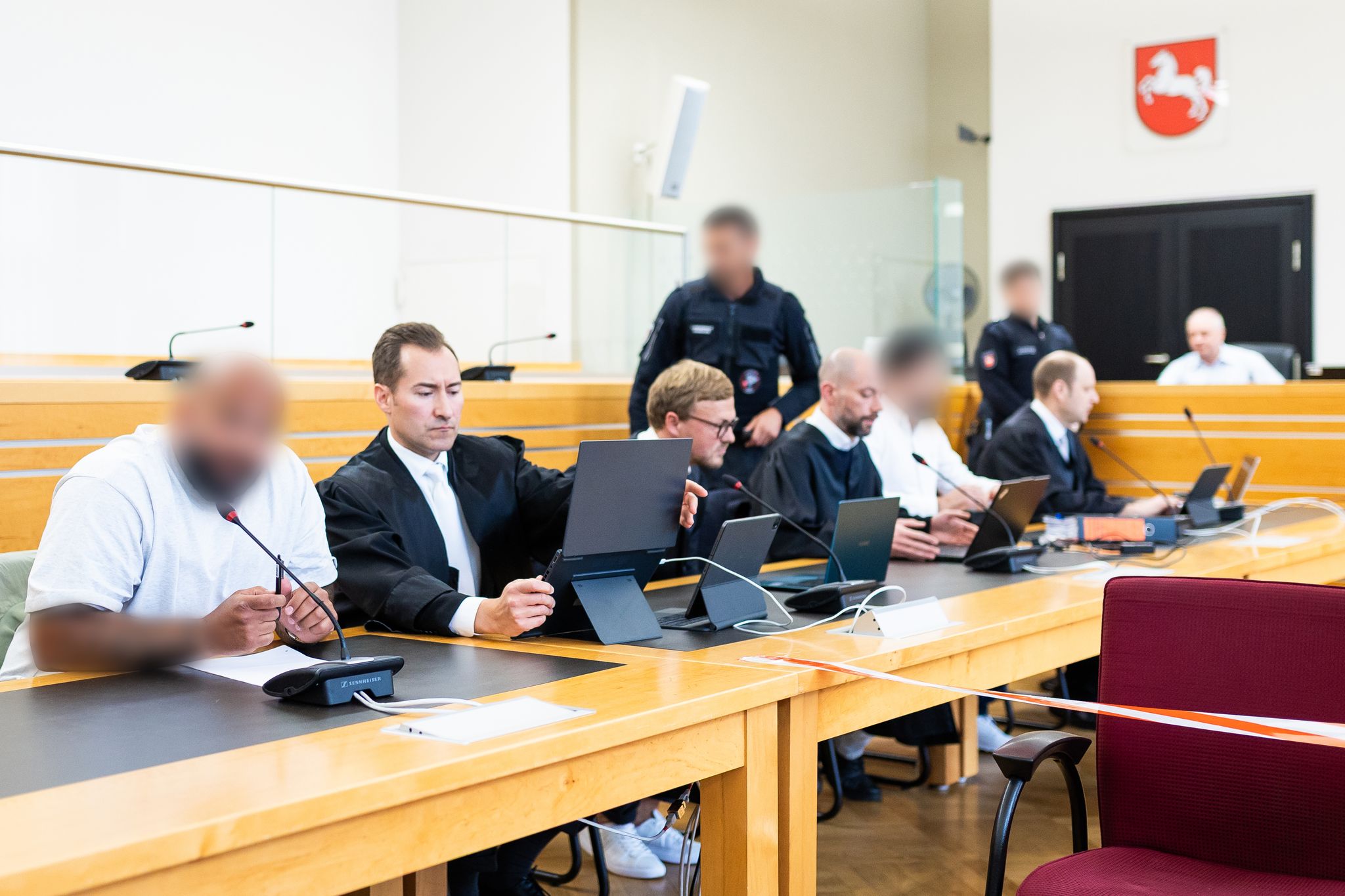 Staatsanwalt vor Gericht - Jurist äußert sich ab Mai