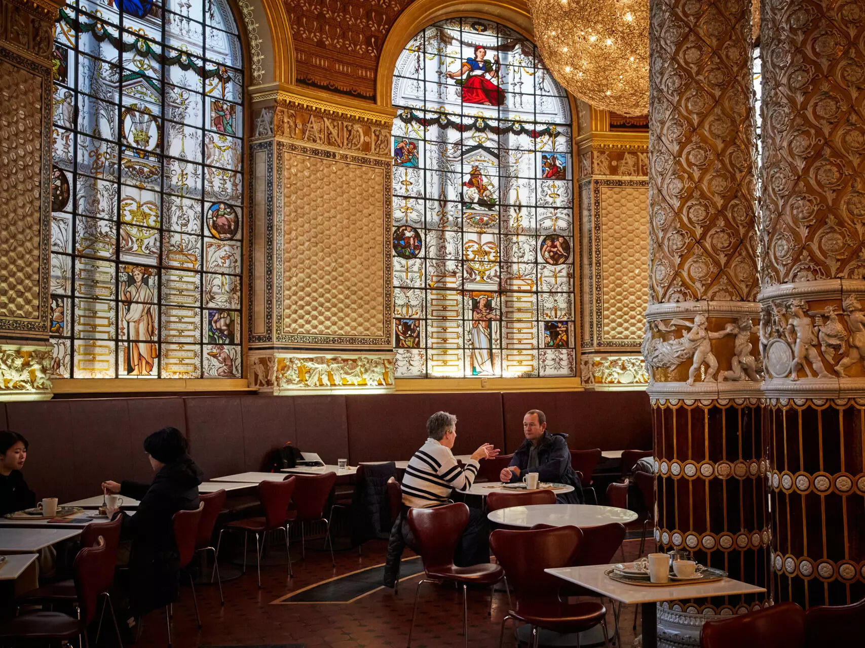 A cheapskate in London: Budget-friendly attractions and affordable eats ...