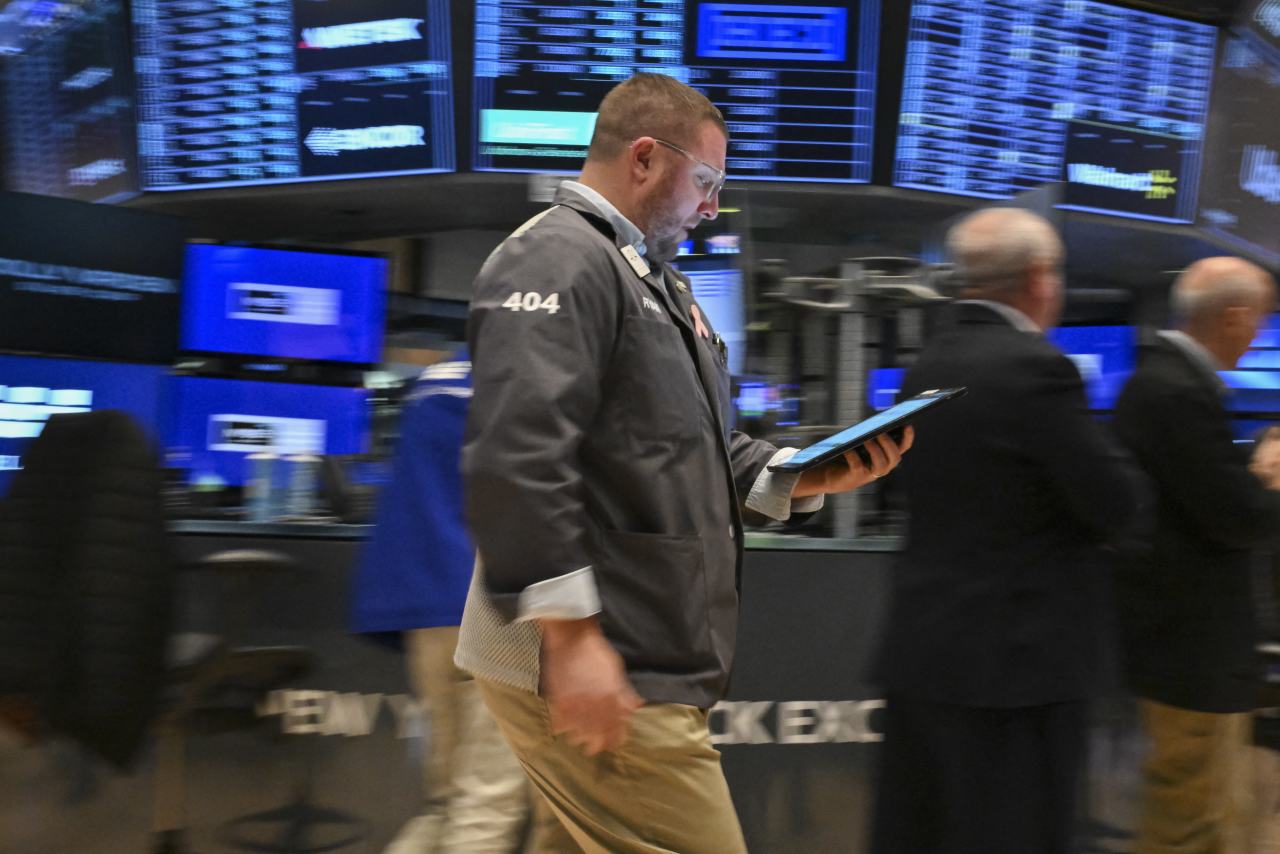 Despite Trump’s Apparent U-turn, Drawn-Out Capital Flight Could Still ...