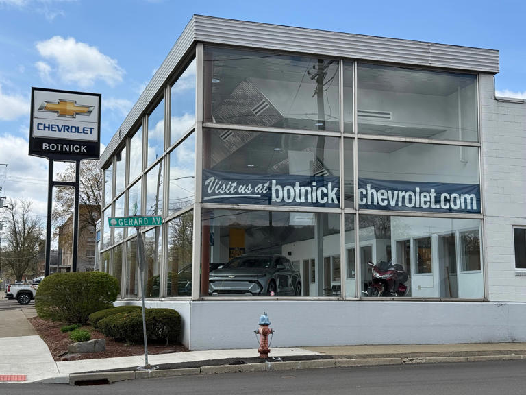 NY's EV rebate program: What to know, where to find participating ...