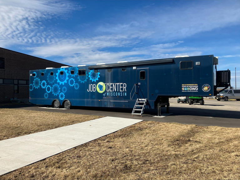 Oshkosh Correctional Institution mobile job lab aims to prep prisoners ...