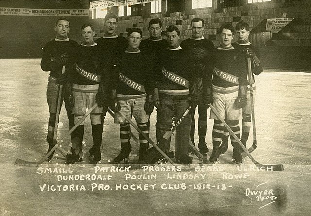 The royal family of hockey is chasing another Stanley Cup