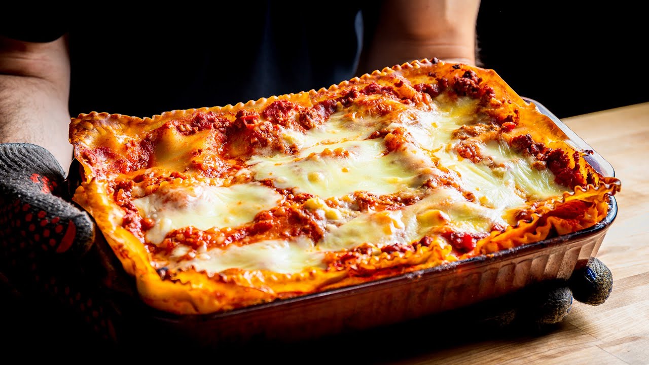 Hearty Lasagna with Meat Sauce and Ricotta