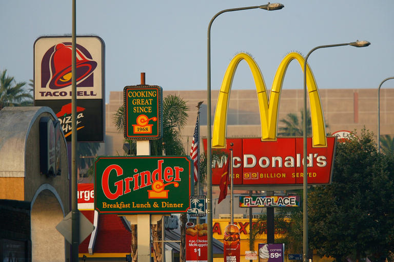 What fast food chain has the most Mississippi restaurants? The answer ...