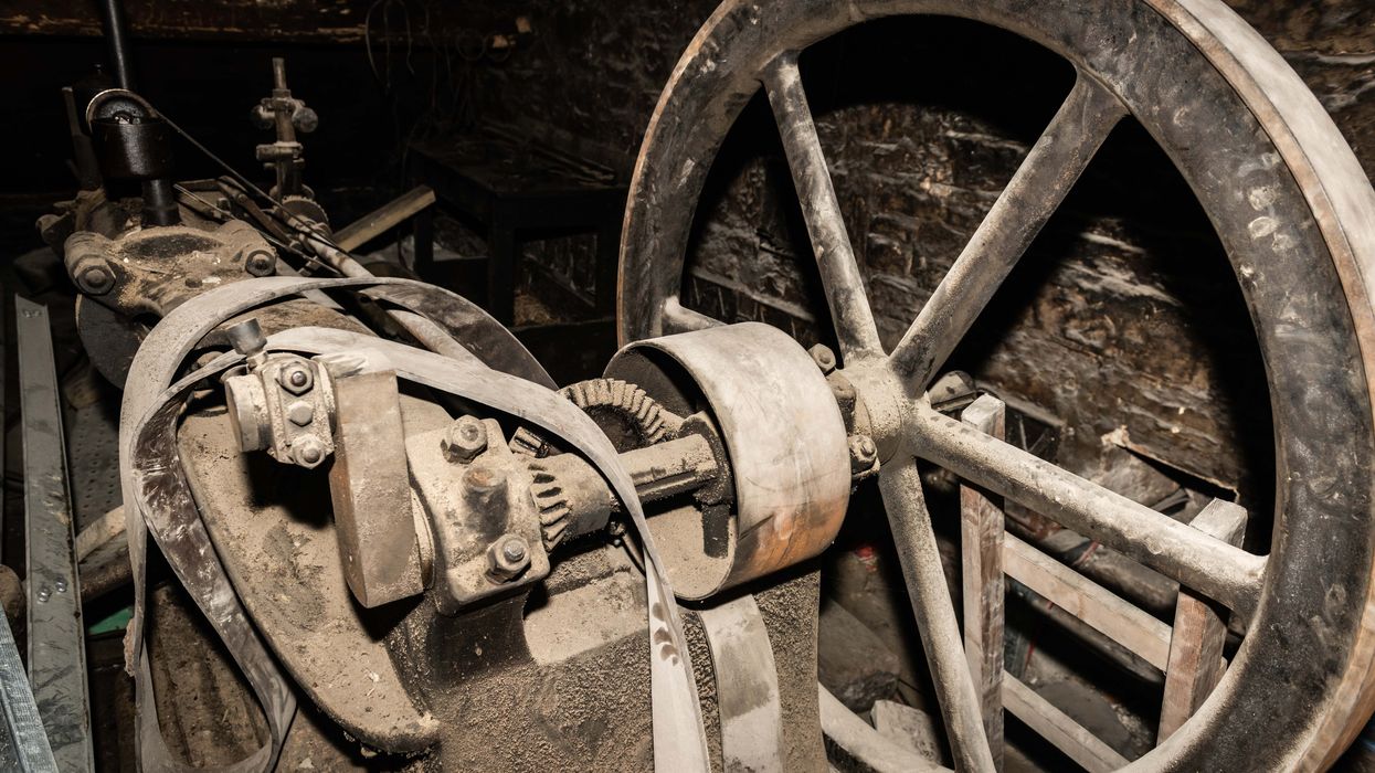 Rare Victorian engine hidden for decades found in city attic during ...