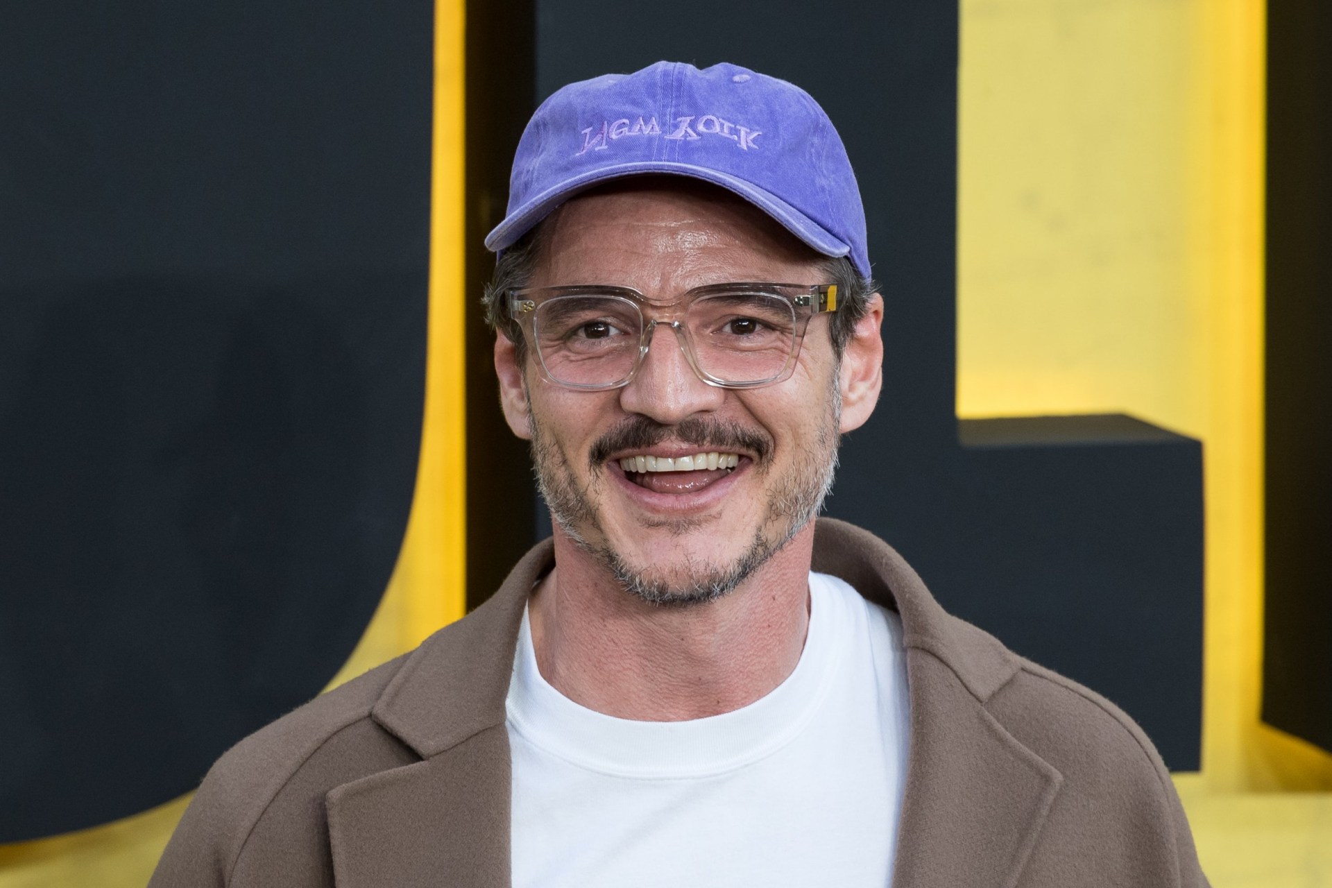 Pedro Pascal makes powerful statement in support of trans rights on red ...