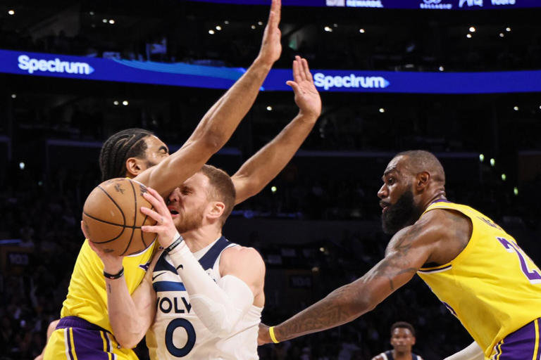 Plaschke: Lakers found true grit just when they needed it and silenced ...