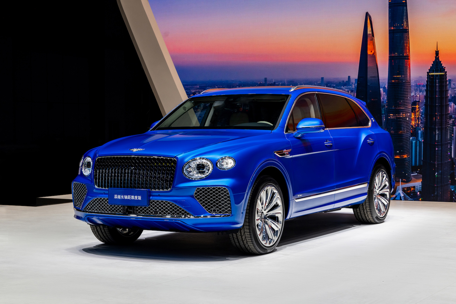 Bentley Motors debuts new Continental GT and Flying Spur models at Auto ...