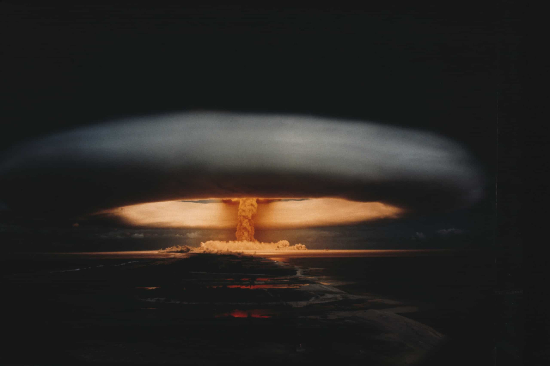 How to survive a nuclear blast
