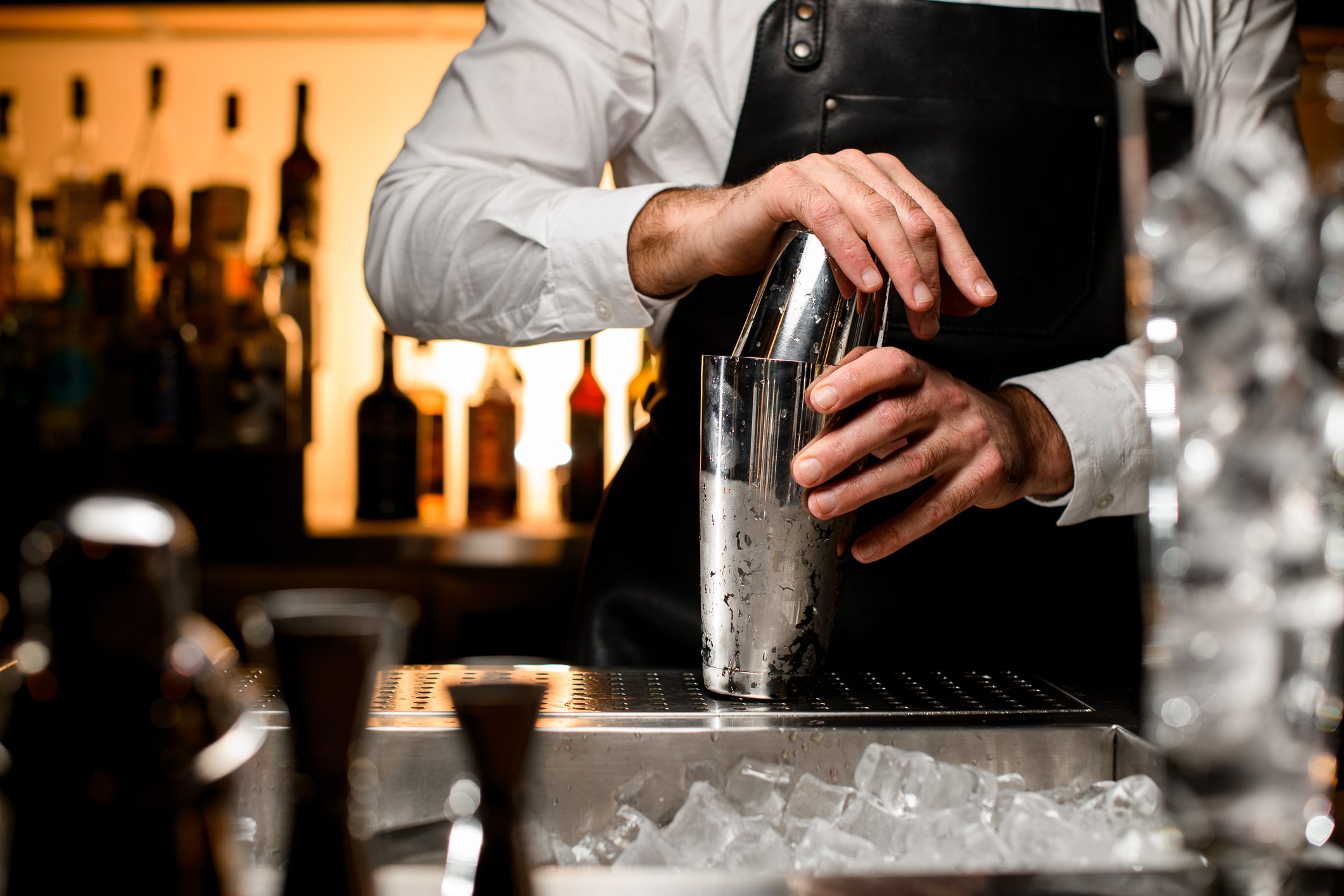 16 Polite Habits Bartenders Actually Dislike—and What to Do Instead