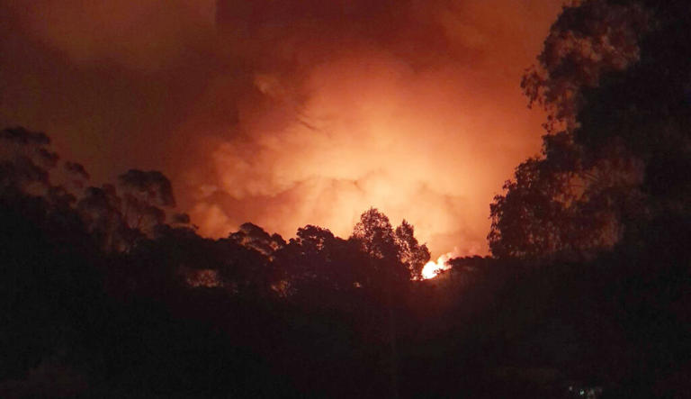 New Jersey wildfire forces thousands of evacutations after burning over ...