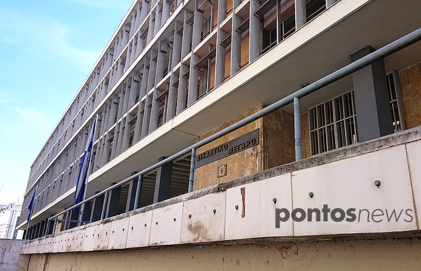 Κακουργηματική δίωξη στον 16χρονο Ρομά που έκλεψε μοτοσικλέτα, οδηγούσε ...