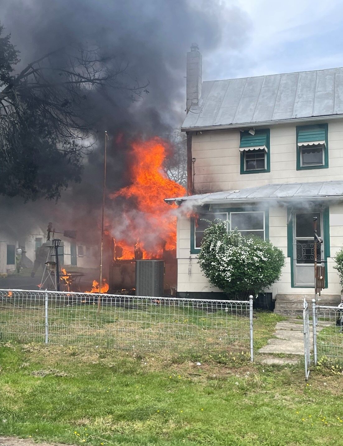 Two house fires in eastern Prince William County displace 14 people