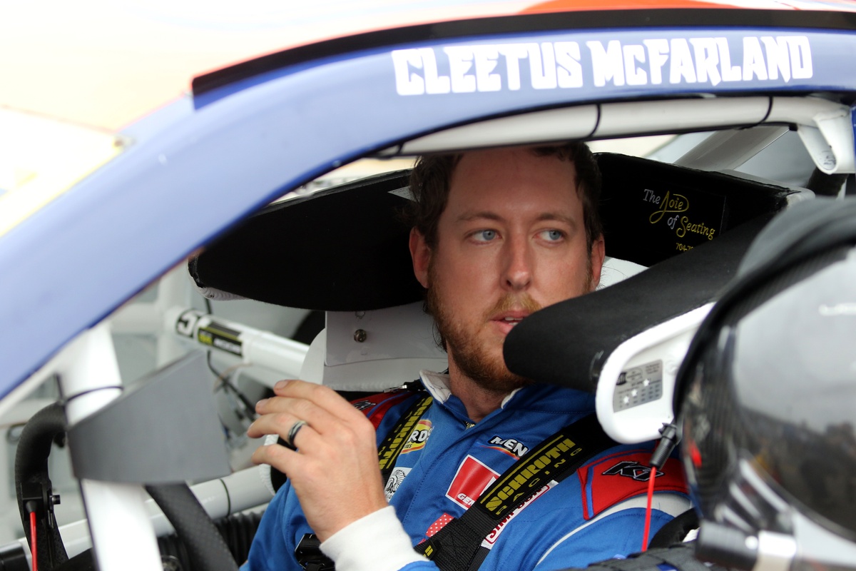Cleetus McFarland gets coaching from Dale Jr. ahead of Talladega ARCA race