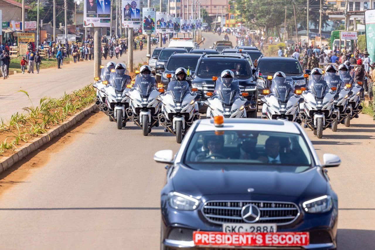 Police Officer Attached to Ruto’s Security Collapses and Dies