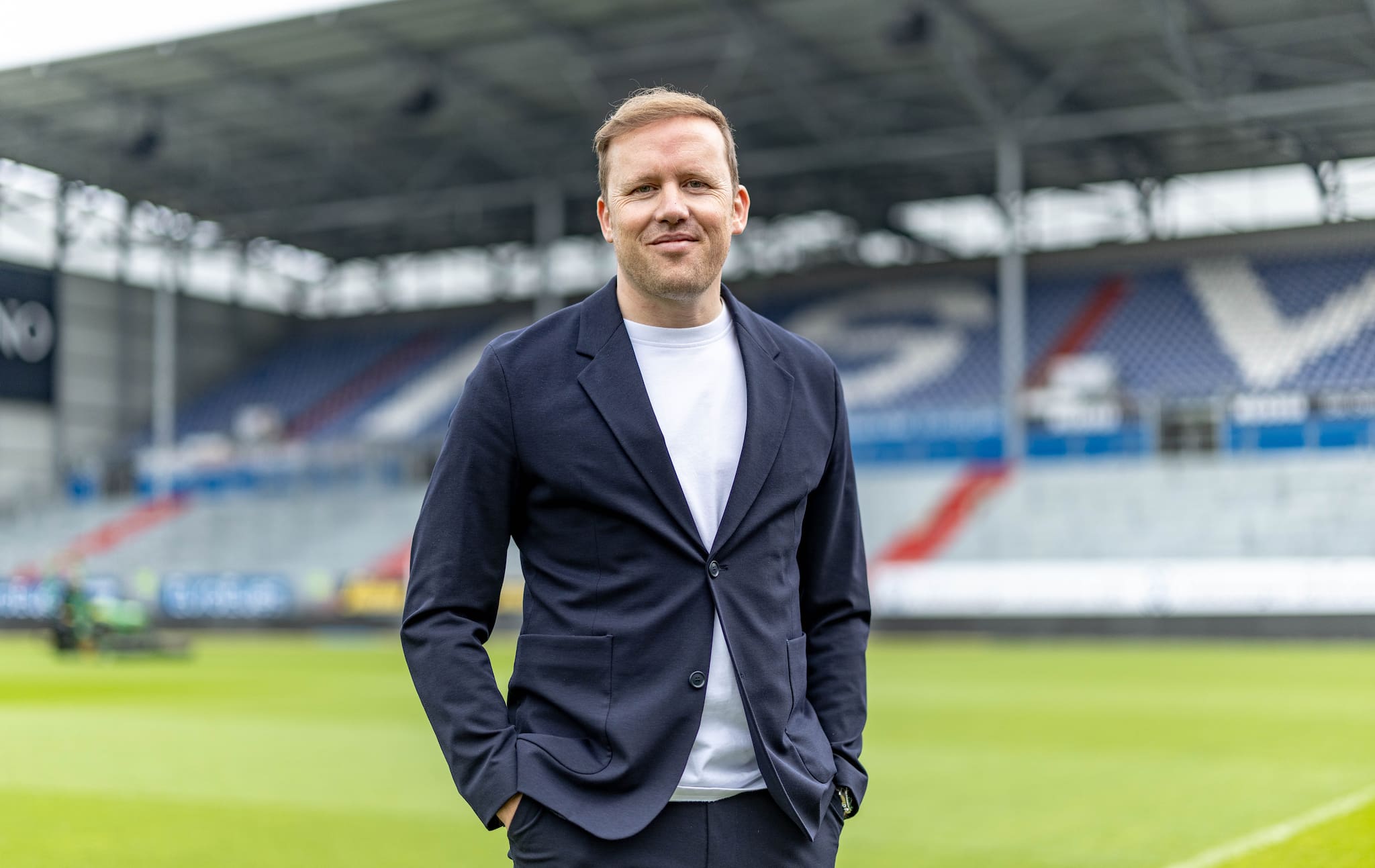 Wegen Olaf Rebbe trennte sich Holstein Kiel erst so spät von Carsten ...