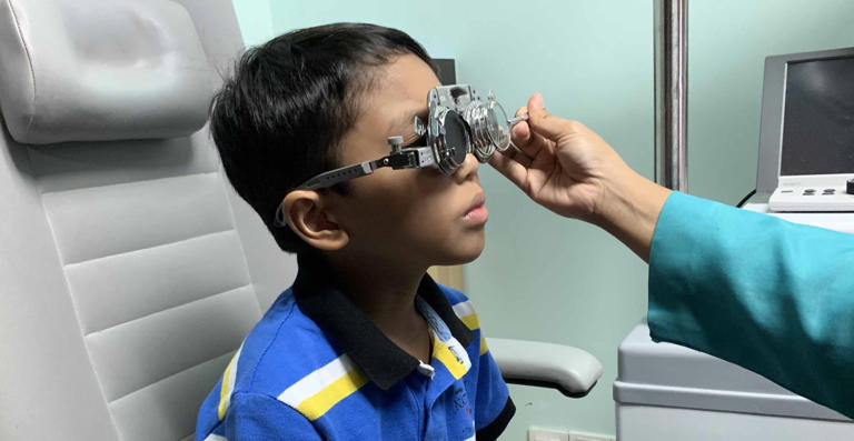 India carries high burden of eye cancer: How to recognise early signs
