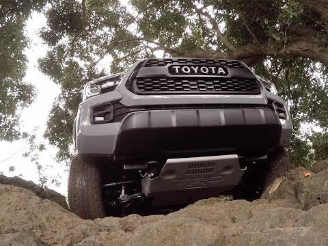 2017 Toyota Tacoma TRD Pro first drive con el ingeniero jefe, Mike Sweers