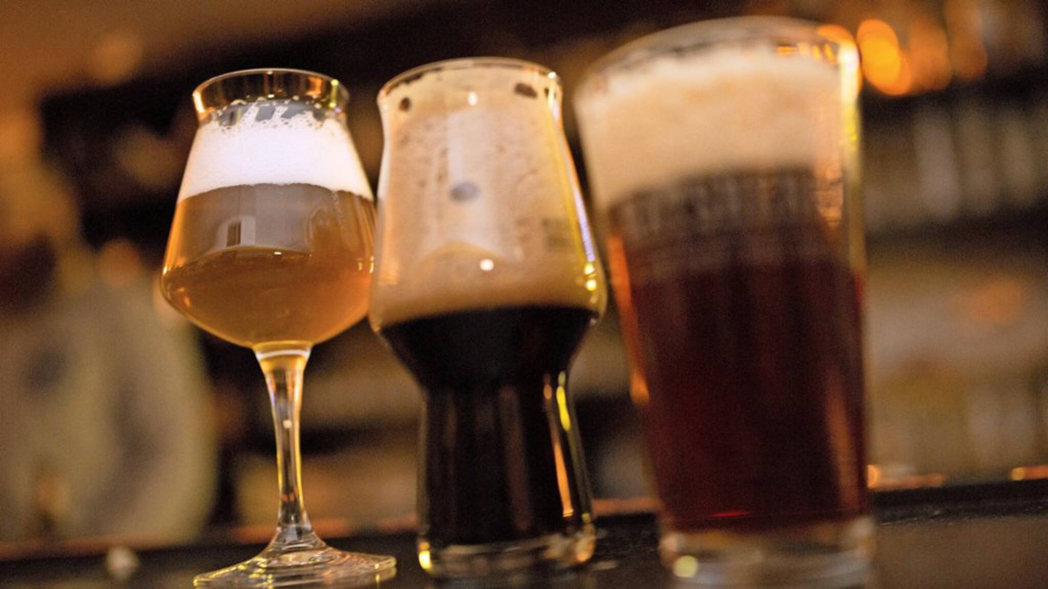 Biersorten erklärt: Unterschied zwischen Pils, Hellem, Weizen, IPA & Co ...