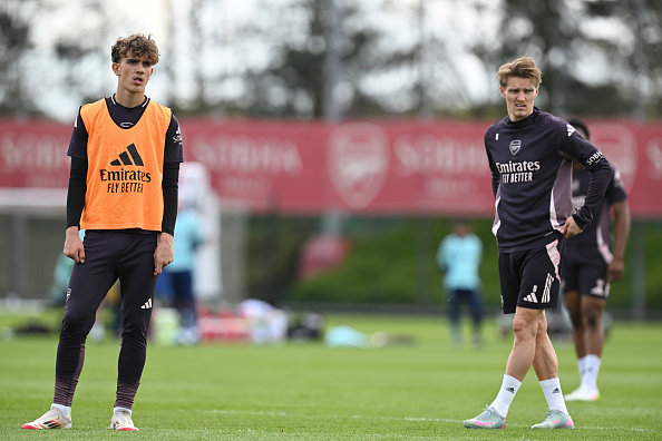 'It's not fair' - Ashley Cole tells fans to 'relax' over Arsenal youngster